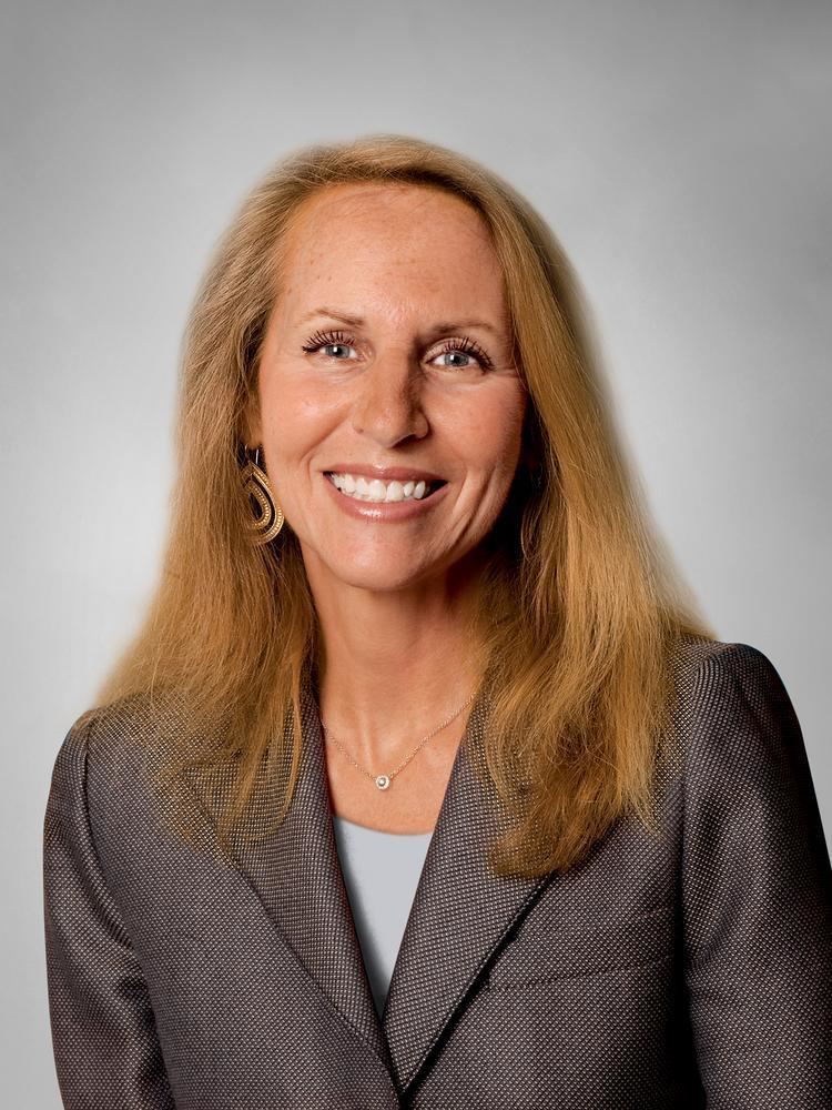 Carol Meyrowitz American Businesswomen Bio With Photos Videos 