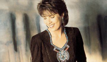 Holly Dunn ~ Complete Biography with [ Photos | Videos ]